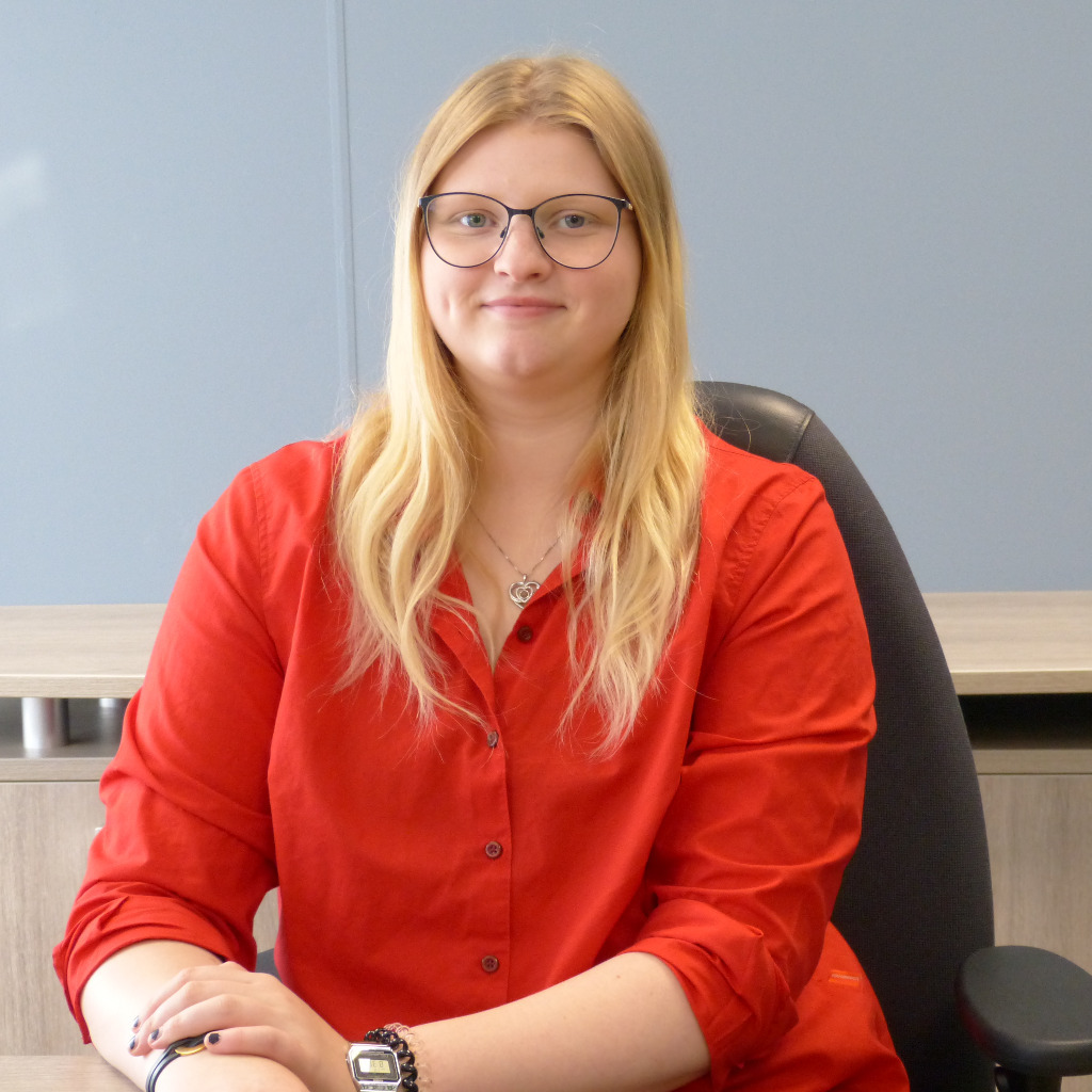 Anna Finke - Angestellt, Auszubildende - Gemeinhardt Service GmbH | XING