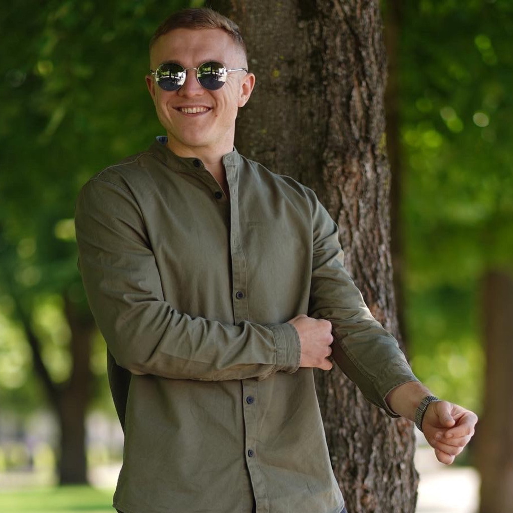 Daniel Boos - Elektronikerin für Betriebstechnik - DBL - Deutsche ...