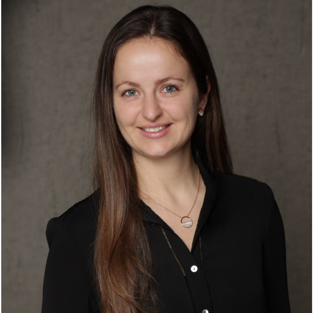 Cindy Schmidt - Produktmanagerin Digitale Plattform gamescom biz ...