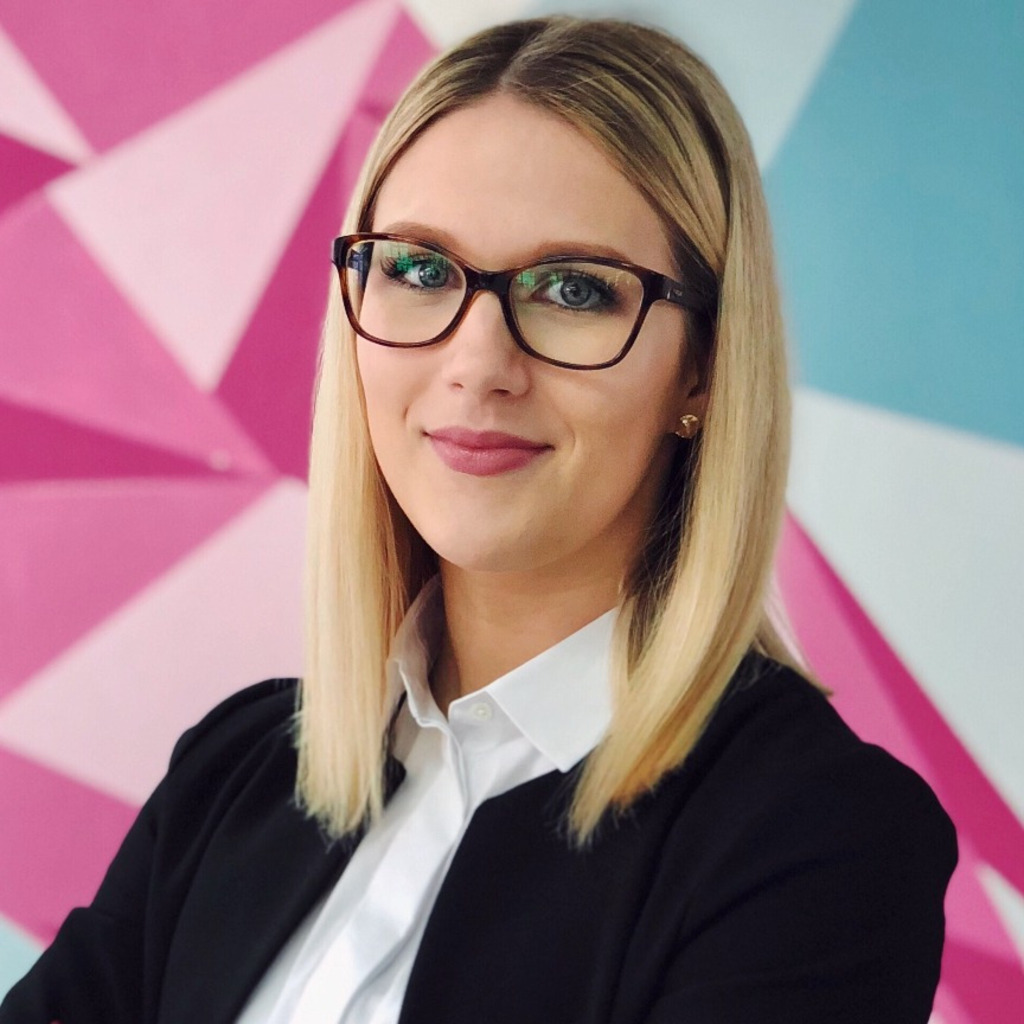 Amra Mackic Strategic Partnership Manager Symphony is XING amra-mackic-strategic-partnership-manager-symphony-is-xing