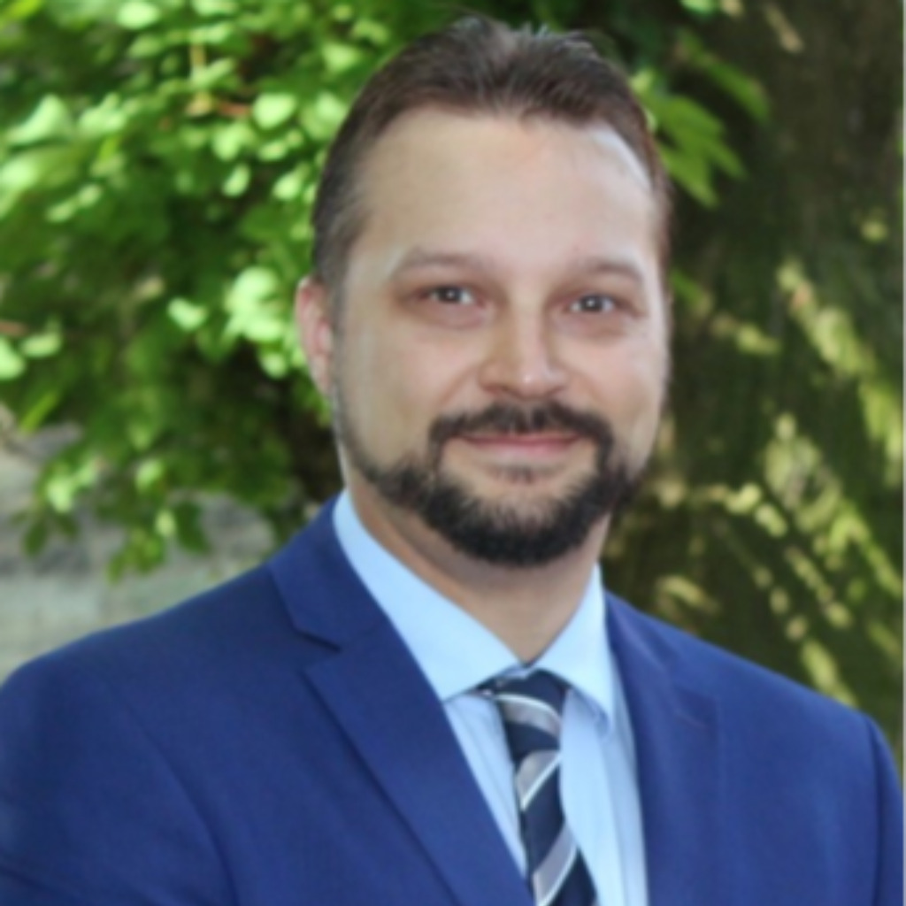 Benjamin Bacik - Bereichsleiter LAB / Head of LAB - Comed ...