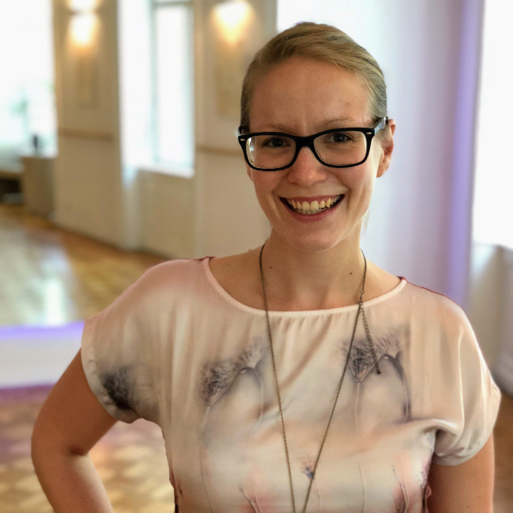 Cornelia Lindner - Sexualpädagogin, Sexualberaterin, Beckenbodentrainerin - gefühls*echt - für ...