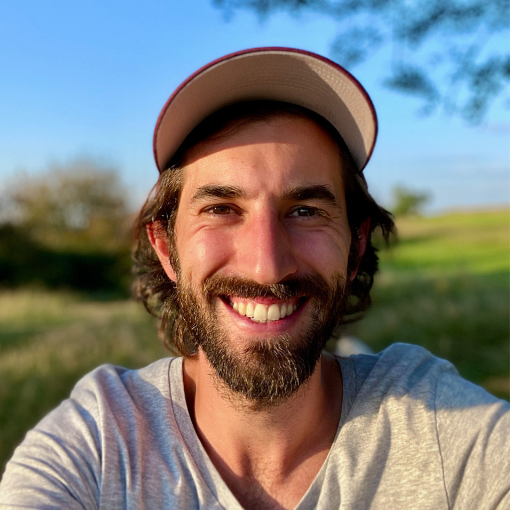 Benjamin Singer's Instagram, Twitter & Facebook on IDCrawl