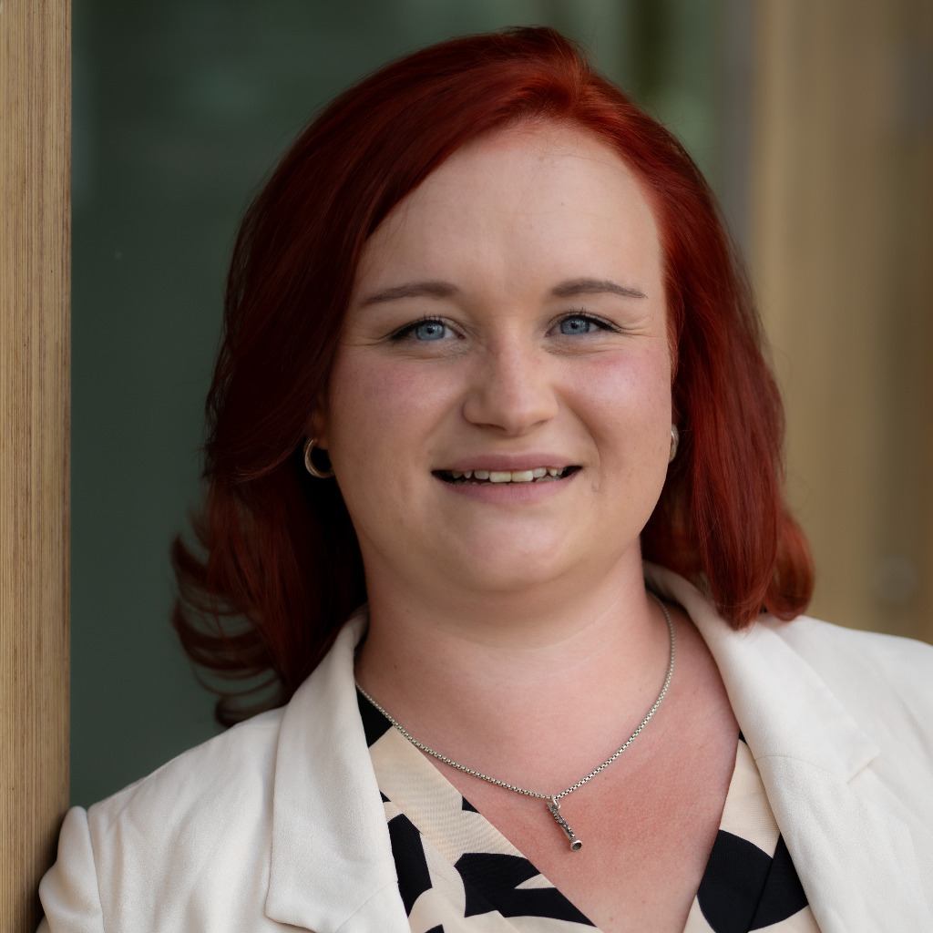 Julia-Katharina Köhne - Underwriter Professional Line - Markel ...