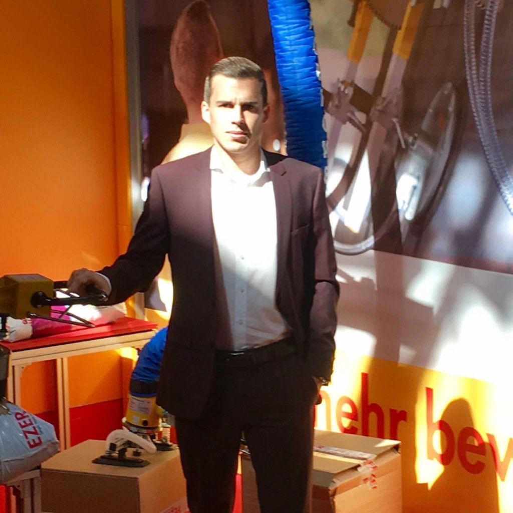 Lukas Bertsch - Vertrieb Außendienst - Albert Fezer Maschinenfabrik ...