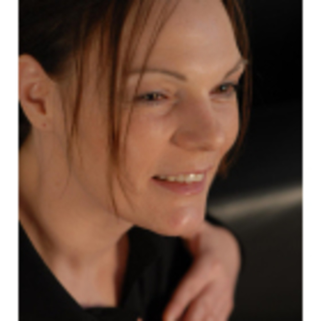 Ellen Wolf in der Personensuche von Das Telefonbuch