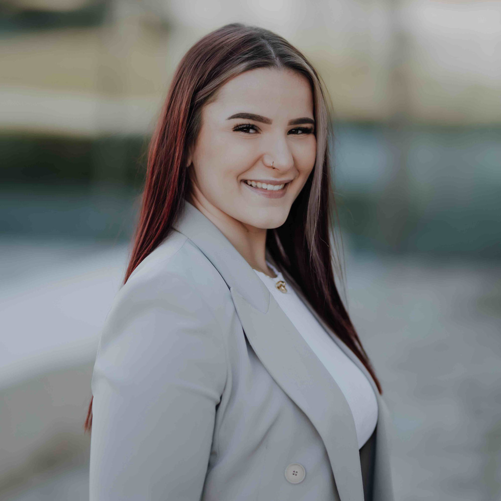 Anna Hammer - Technischer Zeichner - Leitz GmbH & Co. KG | XING