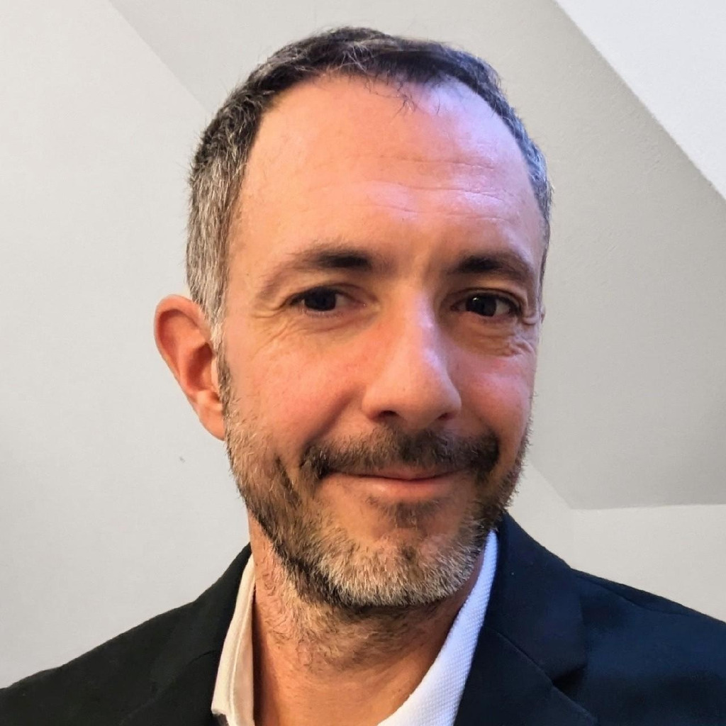 Christian Listmann - Head of Digital Marketing CE - Fidelity ...