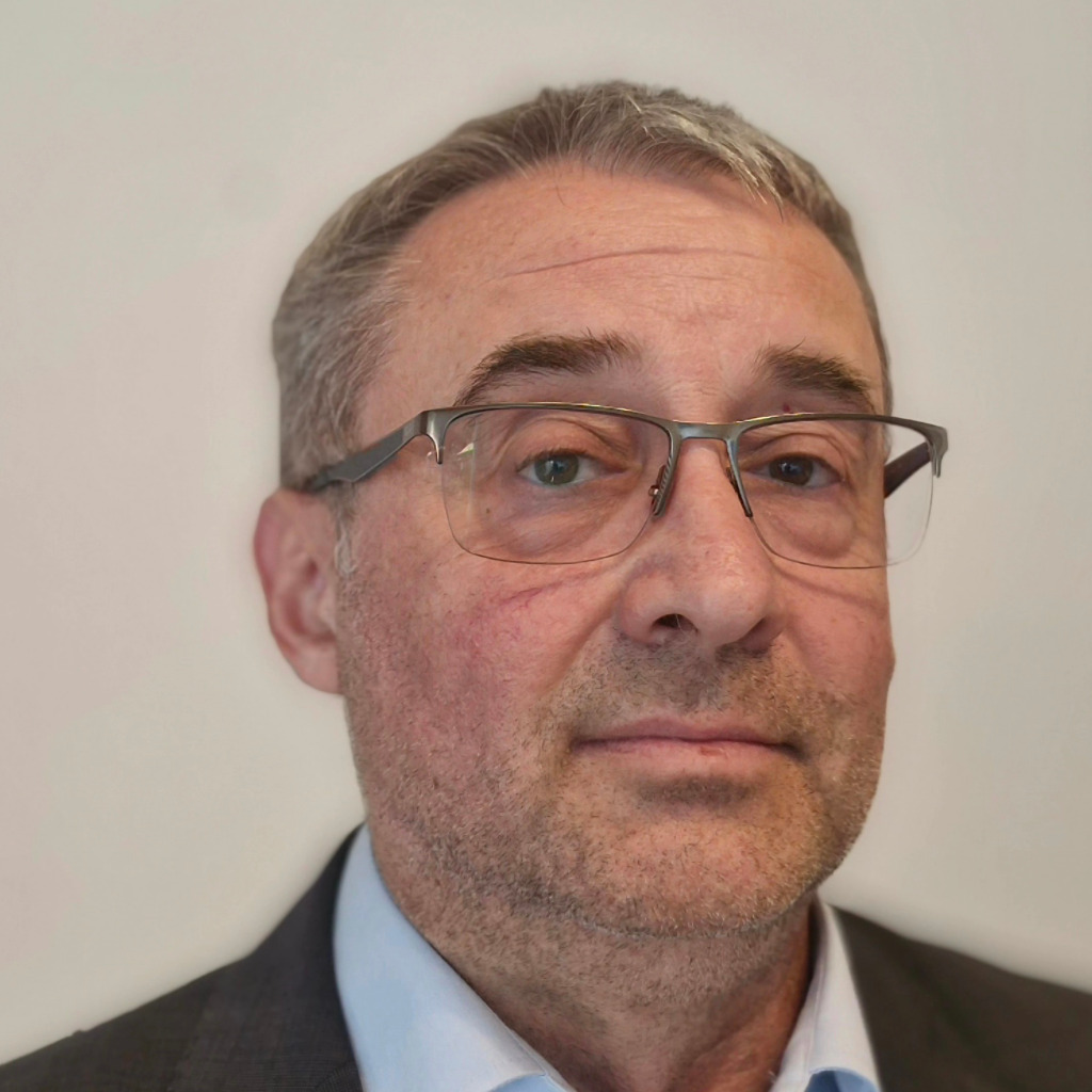 Alexander Nowak - Geschäftsführer - Licht Minus Strom GmbH | XING