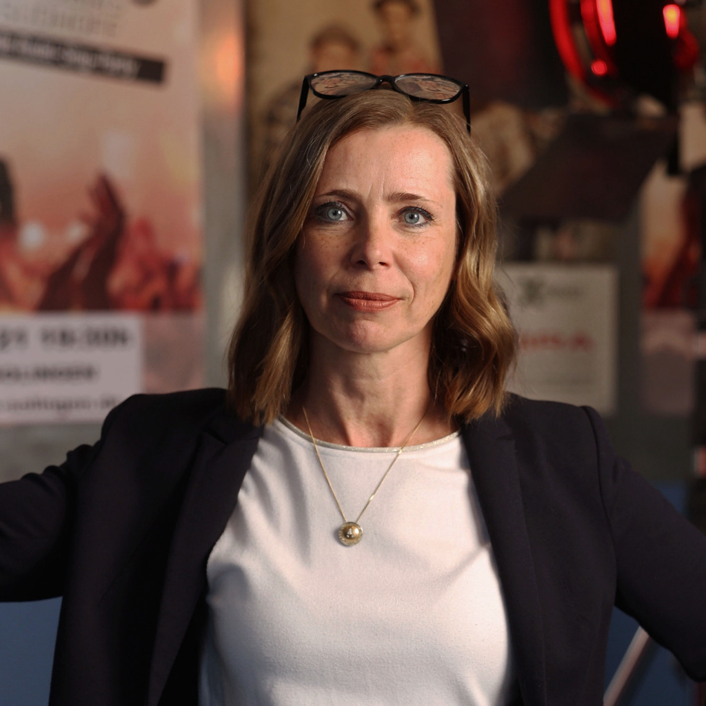 Anja Stock - Geschäftsführung - COBRA | XING