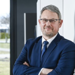 Dr. Martin Becker - Director Manufacturing - Baxter Oncology GmbH | XING