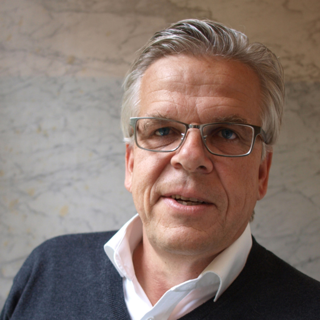 Roeder aus Stuttgart in der Personensuche von Das Telefonbuch