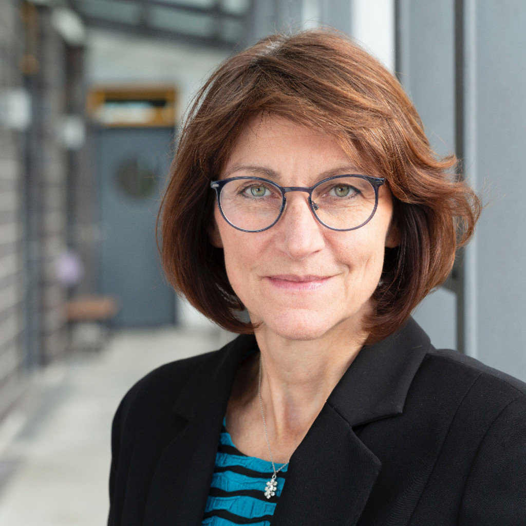 Sabine Neuber - Empfangsmanager:in und Sachbearbeiter:in - Freie und ...