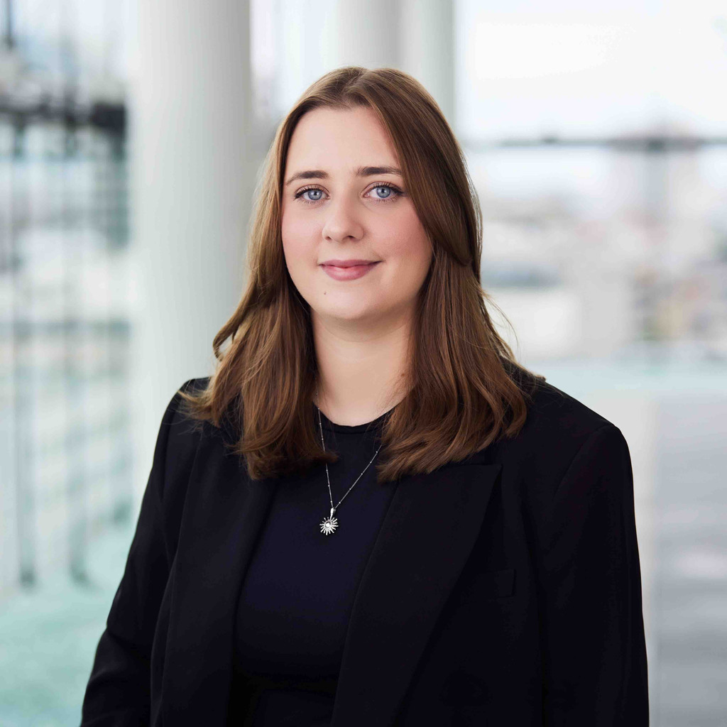 Laura Bohn - Associate - PwC Deutschland | XING