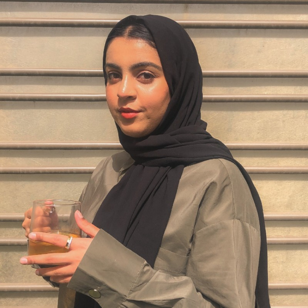 Izza Fatima - Junior Manager Marketing - Software and support gmbh | XING