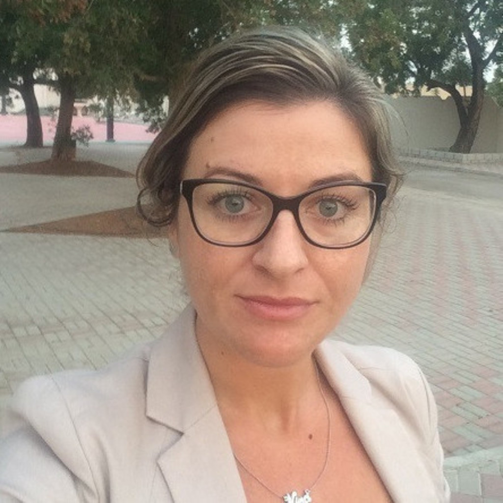 Nina Vinski - Director/CEO - Business Center ltd. | XING
