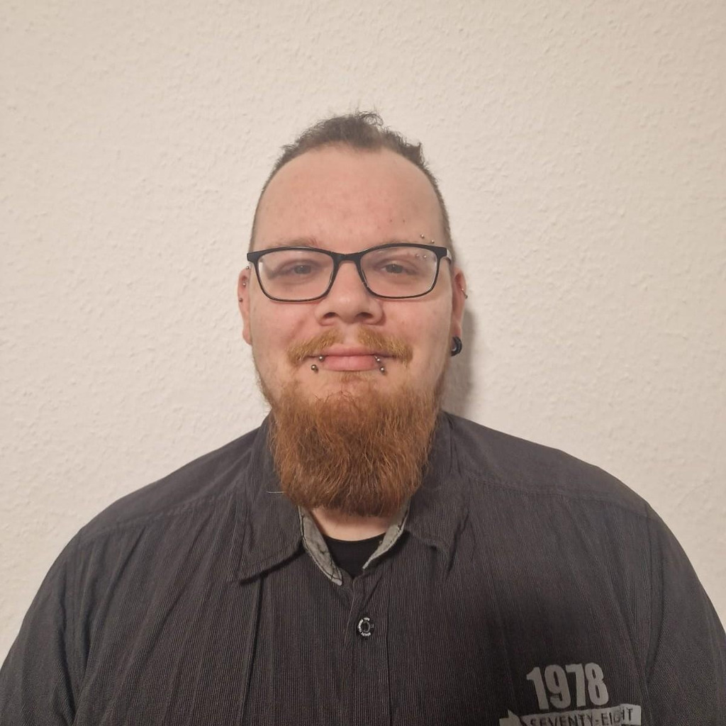 Nick Winzen - Lagerist - Hey Cleo | XING