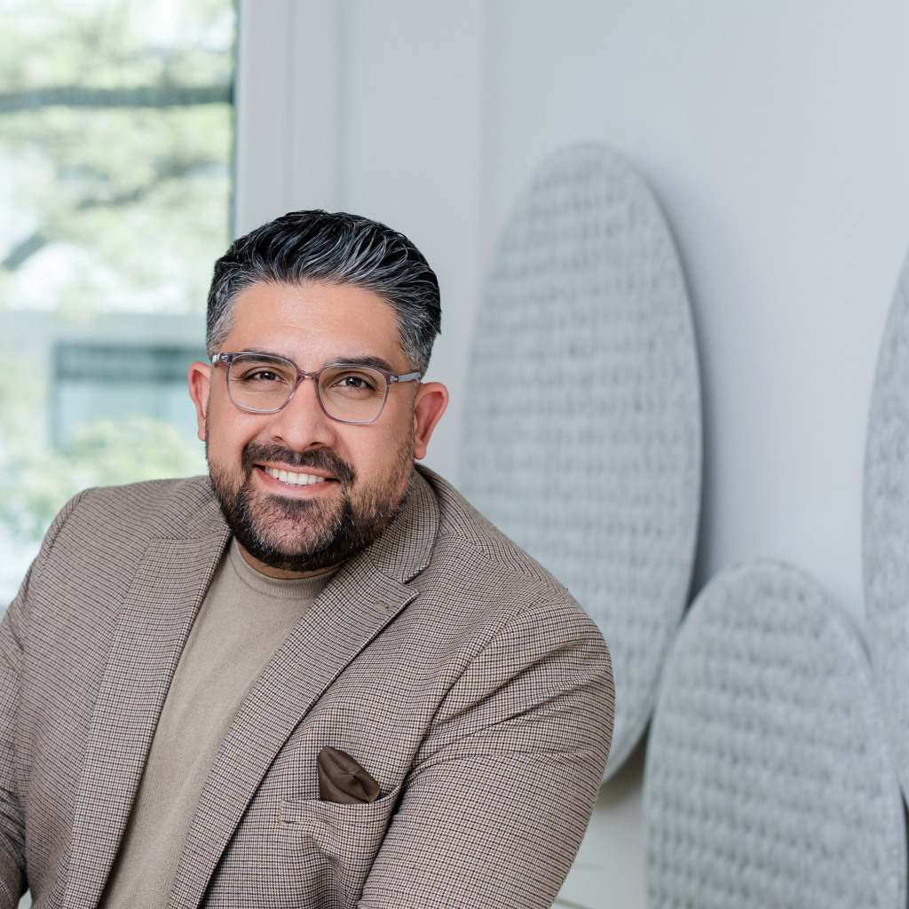 Reza Gourani - Area Sales Manager - Compusoft Deutschland AG | XING