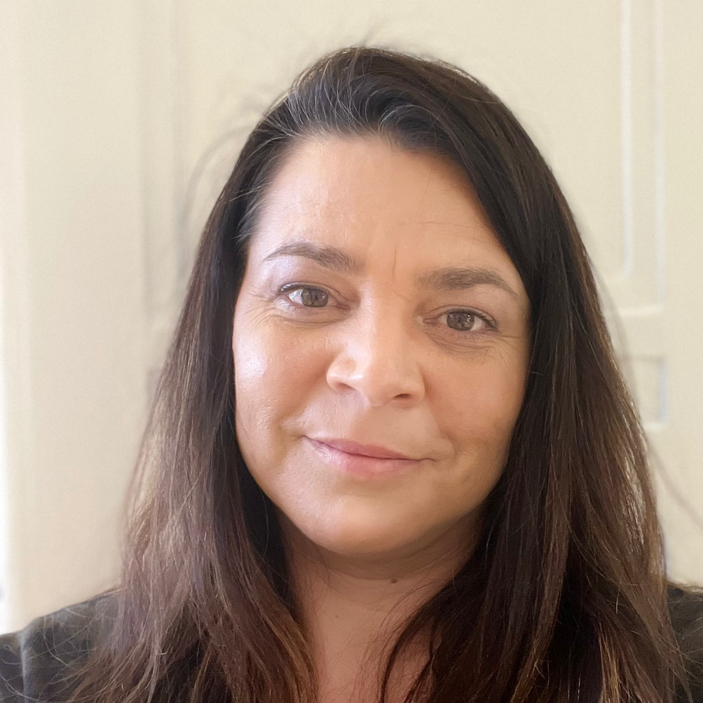 Simone Steffes - Filialleiterin - Viania Dessous GmbH | XING