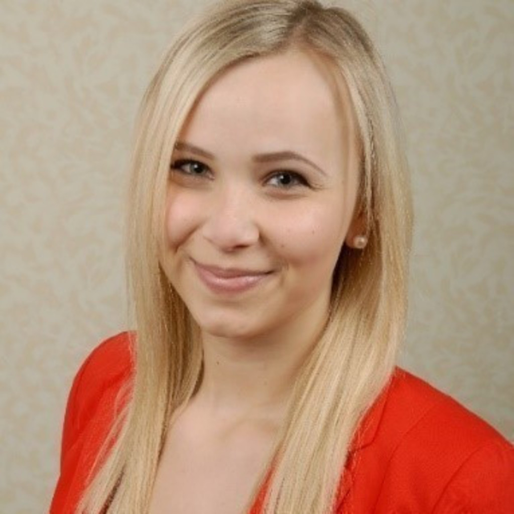 Lisa Schloder - Human Resource Management - OTH Regensburg | XING