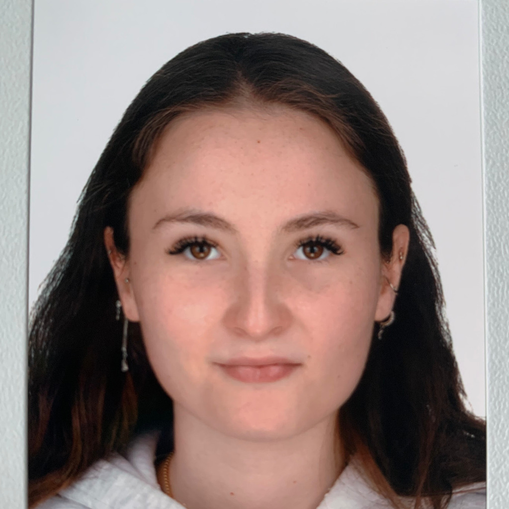 yagmur muslu - E-Commerce Specialist - Galatasaray Sports Club | XING