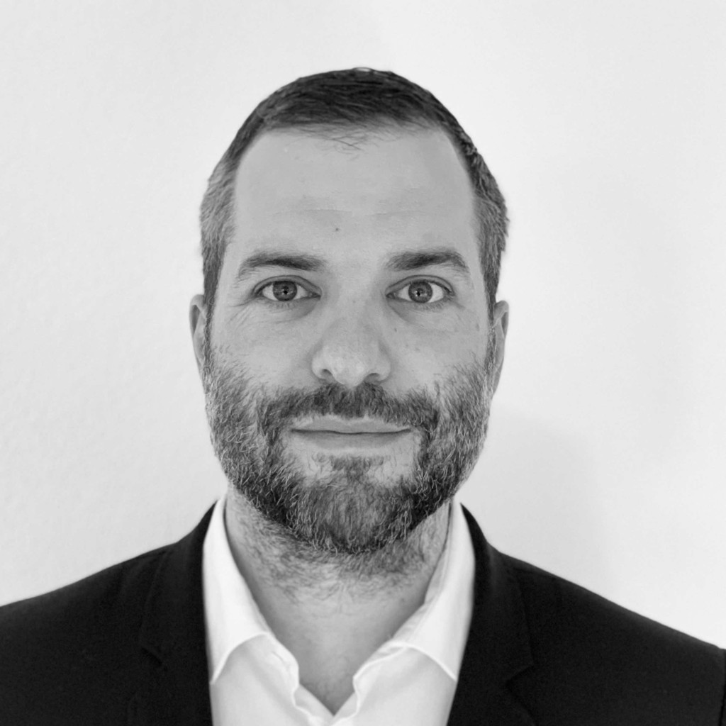 Michael Schläpfer - Leiter Credit Underwriting Corporate Zürich ...