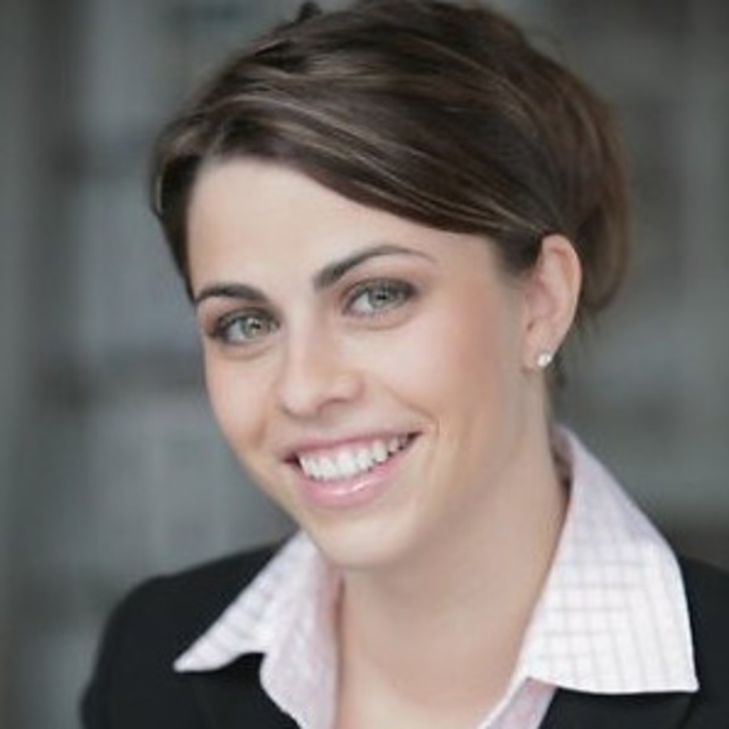 Julia Wagner - Manager of Candidate Relations - ABSOLUT ...