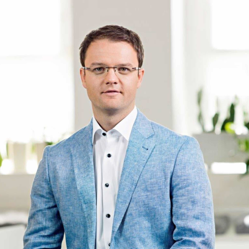 Rene Karl Pfister - Betriebsratsvorsitzender - Austrian Airlines Group ...