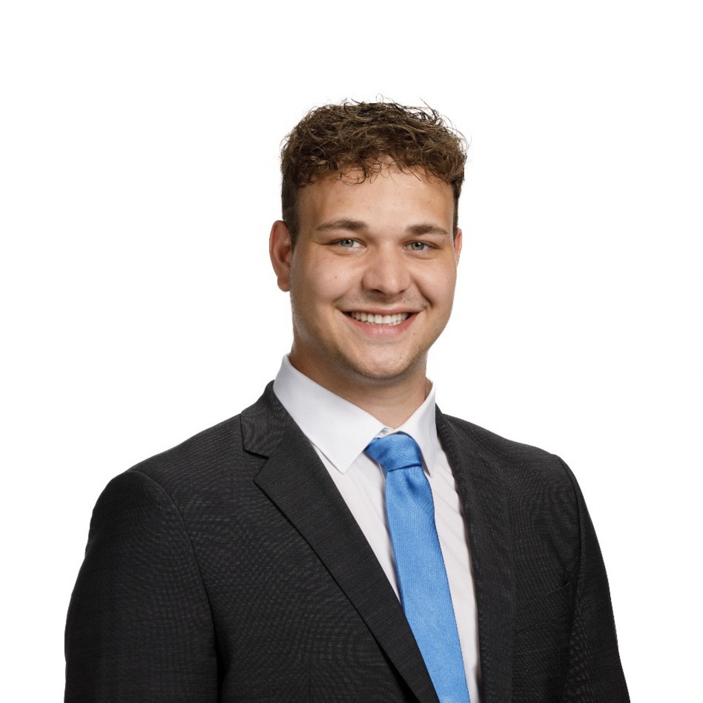 Benjamin Strasser - Abteilungsleiter Privatkunden/ Versicherung - Vr Bank Niederbayern Oberpflaz ...