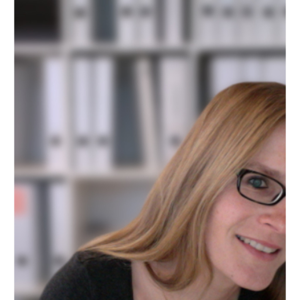 Cornelia Frank - Kommunikationsdesignerin - Druckhaus Menne | XING