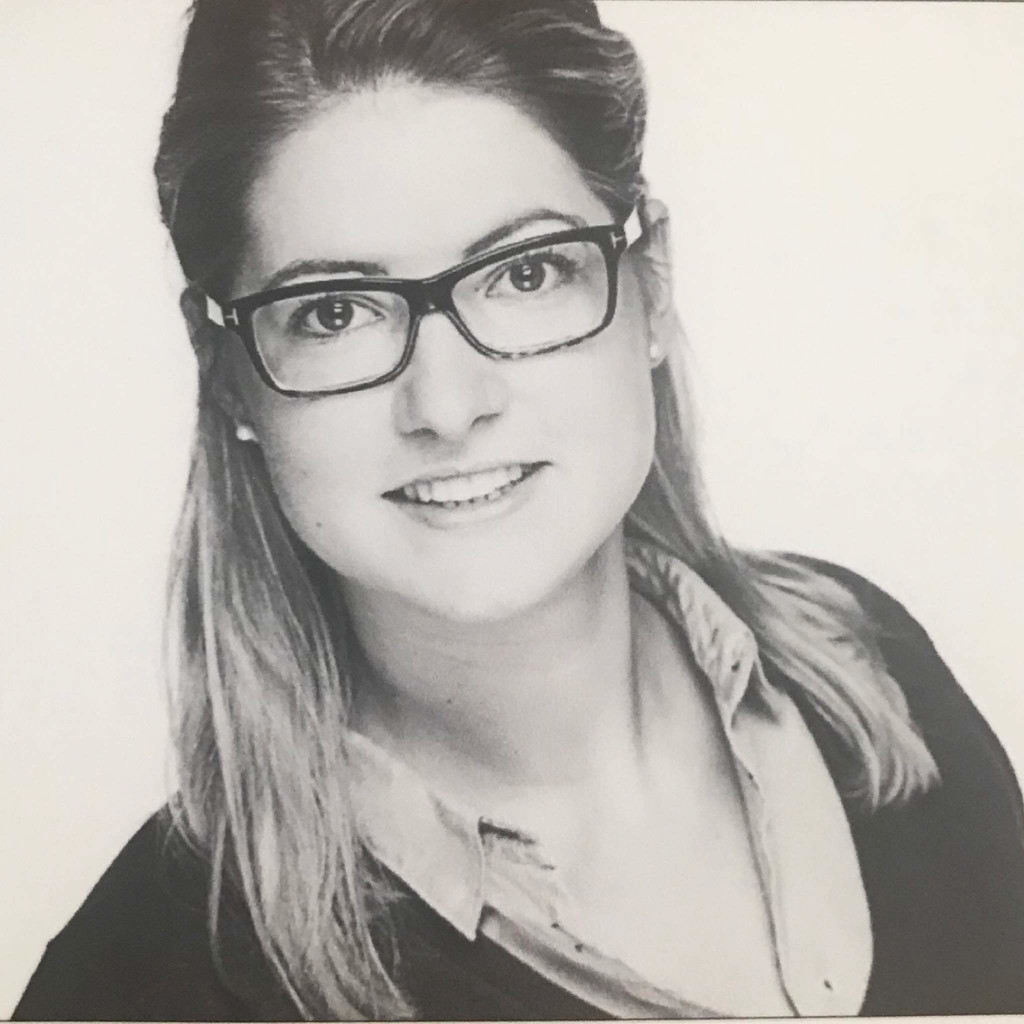 Maya Bachmann - Assistenz der Geschäftsführung - SportScheck GmbH | XING