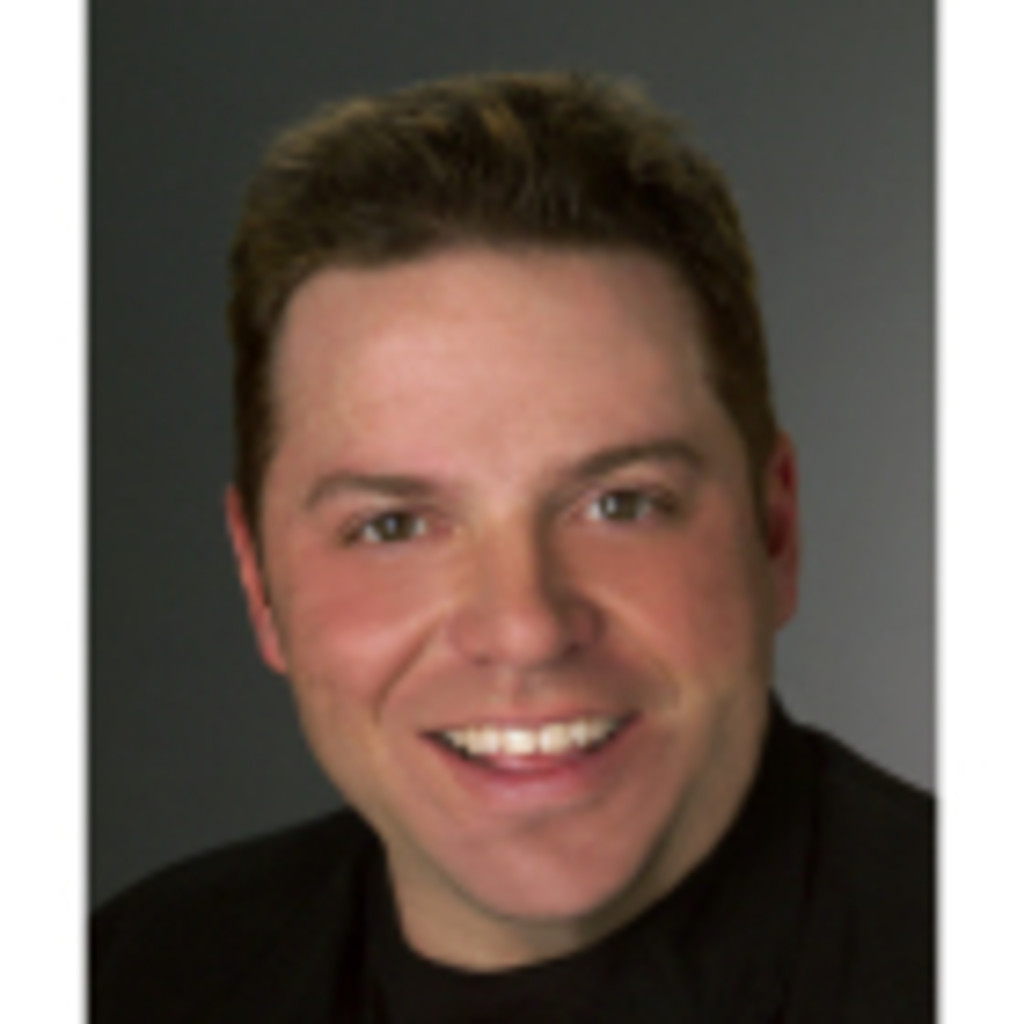 Walter Kirk - CEO - Windward Photography | XING