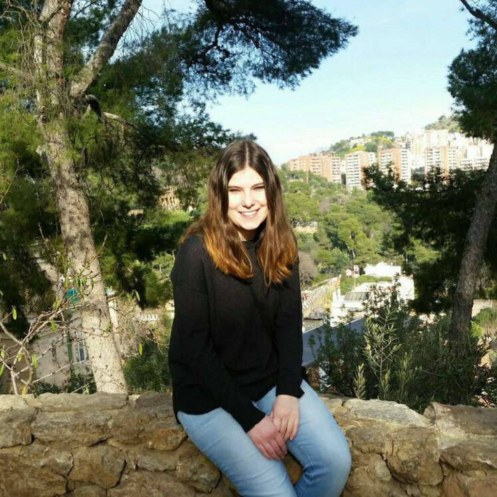 Lisa Ewertz - Gesundheits- und Krankenpfleger - Krankenhaus der ...