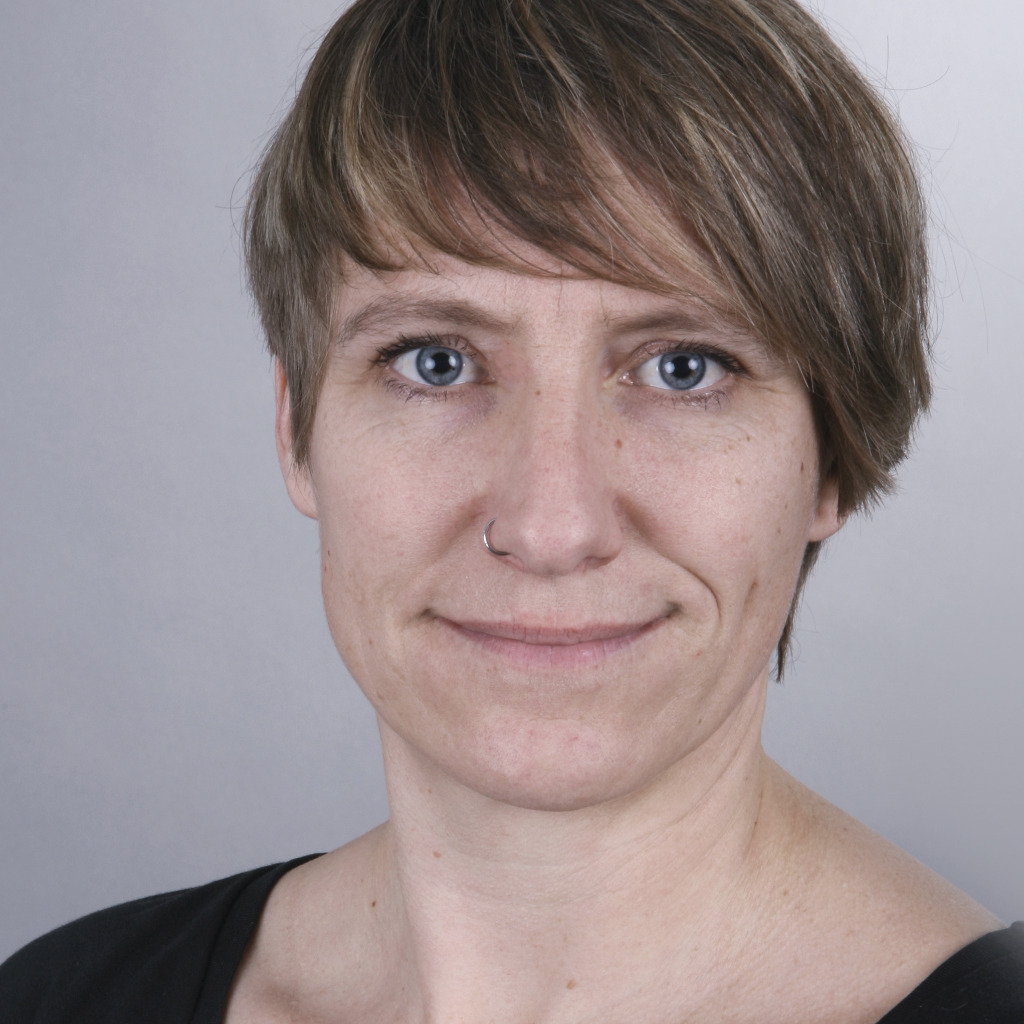 Regina Bauer - Grafik-Designerin - Zarges GmbH | XING