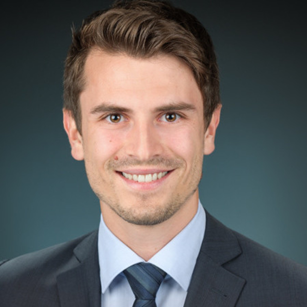 Jannick Riedel - Manager Produktstrategie - Dr. Ing. h.c. F. Porsche AG ...