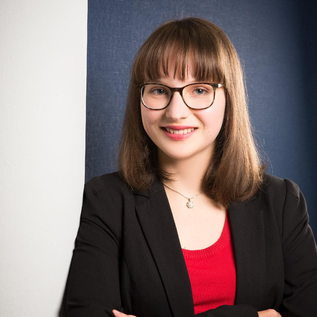 Jana Walcher - Internationale Wirtschaftsinformatik - University of ...