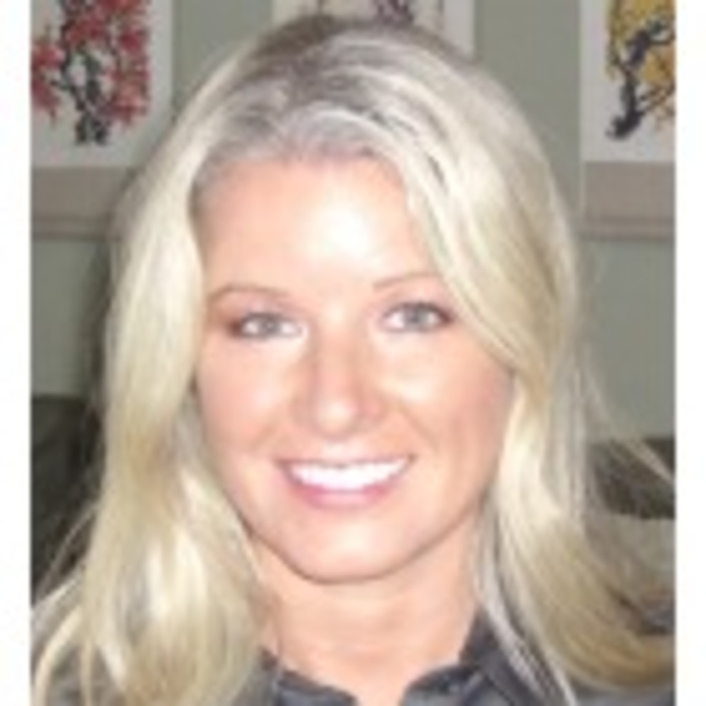 Jennifer Lund - Director, Head of Sector Marketing - DLA Piper | XING