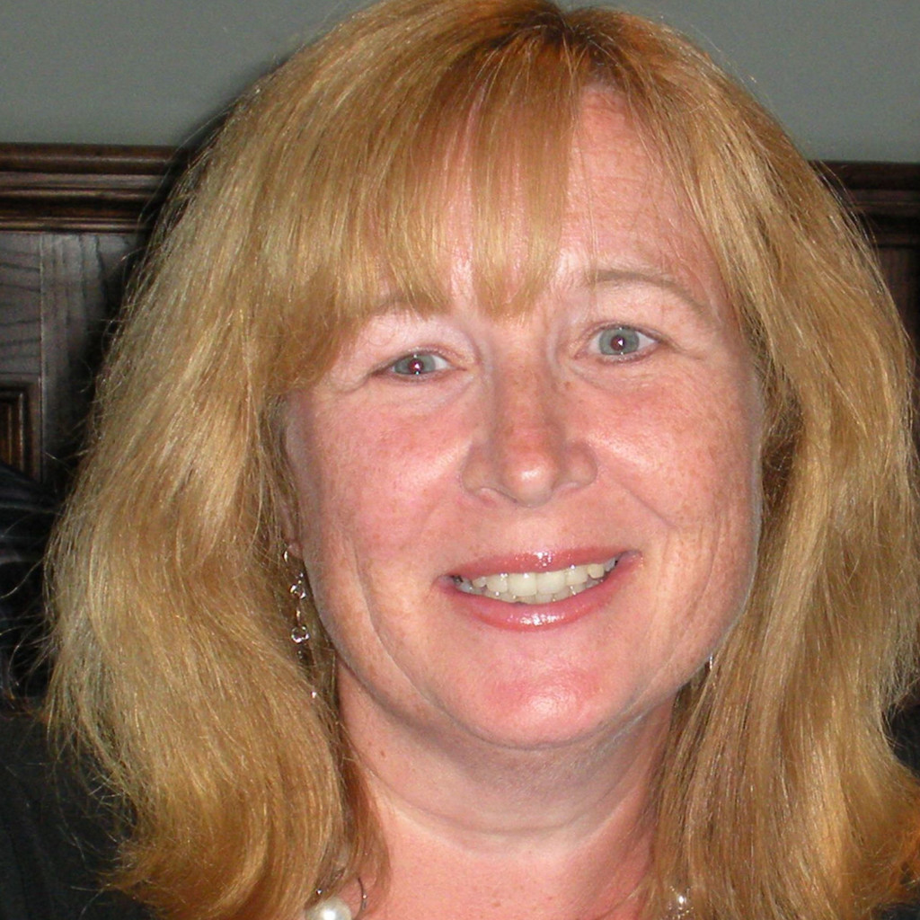 Paula Small - Global Recruiting Specialist - Accenture | XING