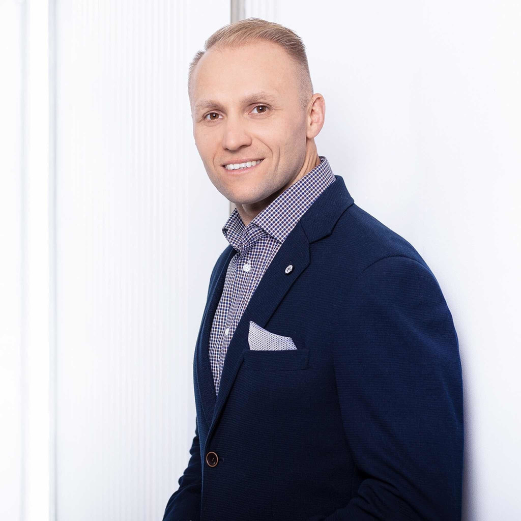 Maxim König - Coach für Gesundheit & Fitness - KÖNIG'S body.concept | XING