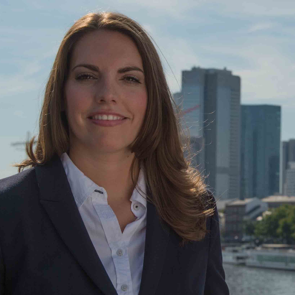 Julia Hinkel - Assistant Manager, Financial Services - KPMG AG ... Julia Hinkel - Assistant Manager, Financial Services - KPMG AG ...