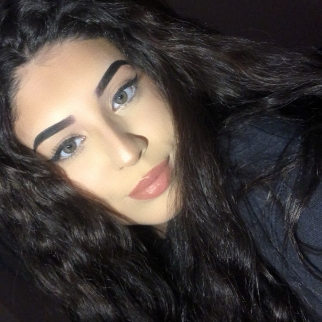 laura cornejo - Abteilungsleiterin - Uniqlo Europe Ltd - German Branch ...