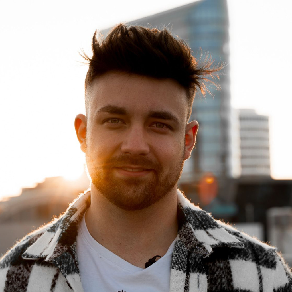 Alexander Spiess - Serviceberater - Firmengruppe Widmann | XING