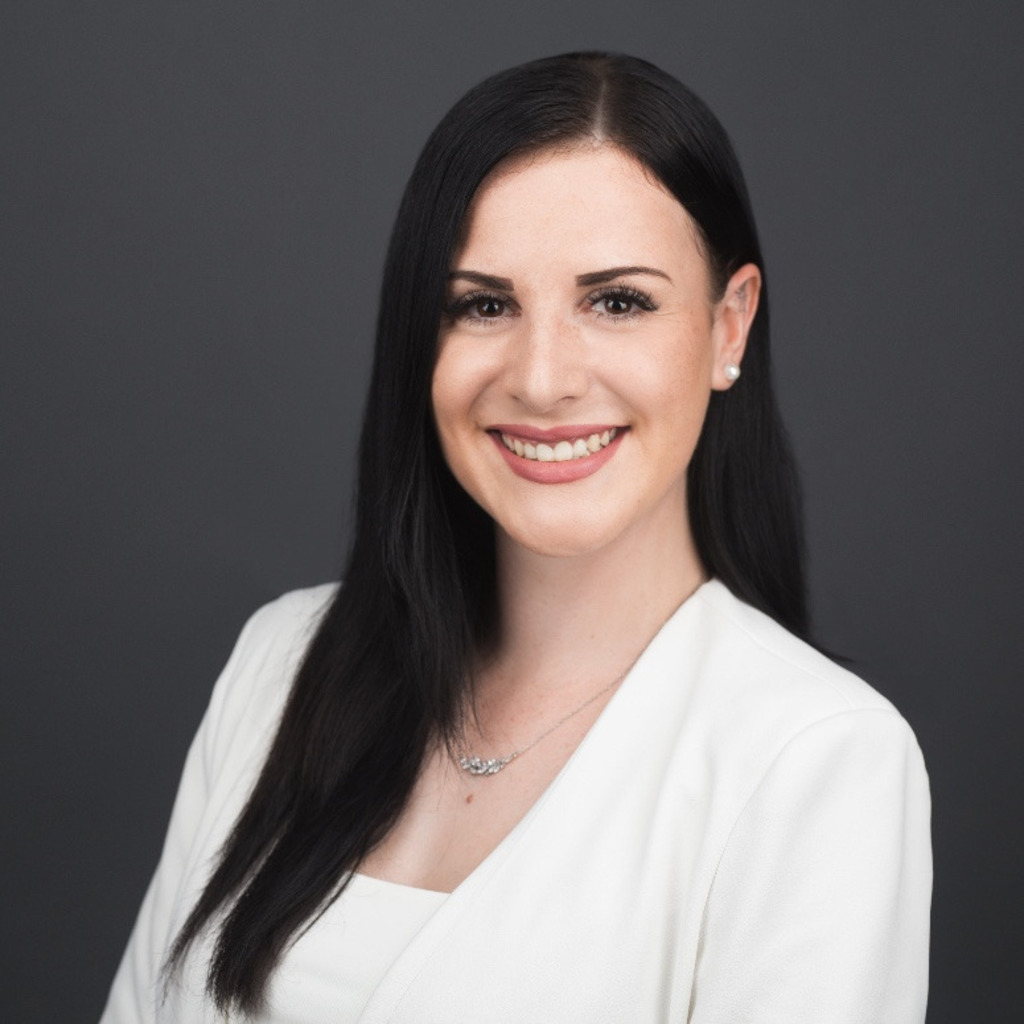 Ayleen Reitz - Filialleiterin - Gries Deco Company GmbH - DEPOT | XING