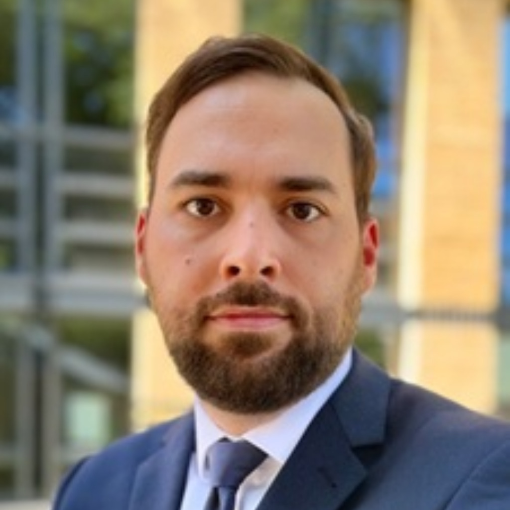 Simon Hoof - Senior Manager - PricewaterhouseCoopers GmbH WPG | XING