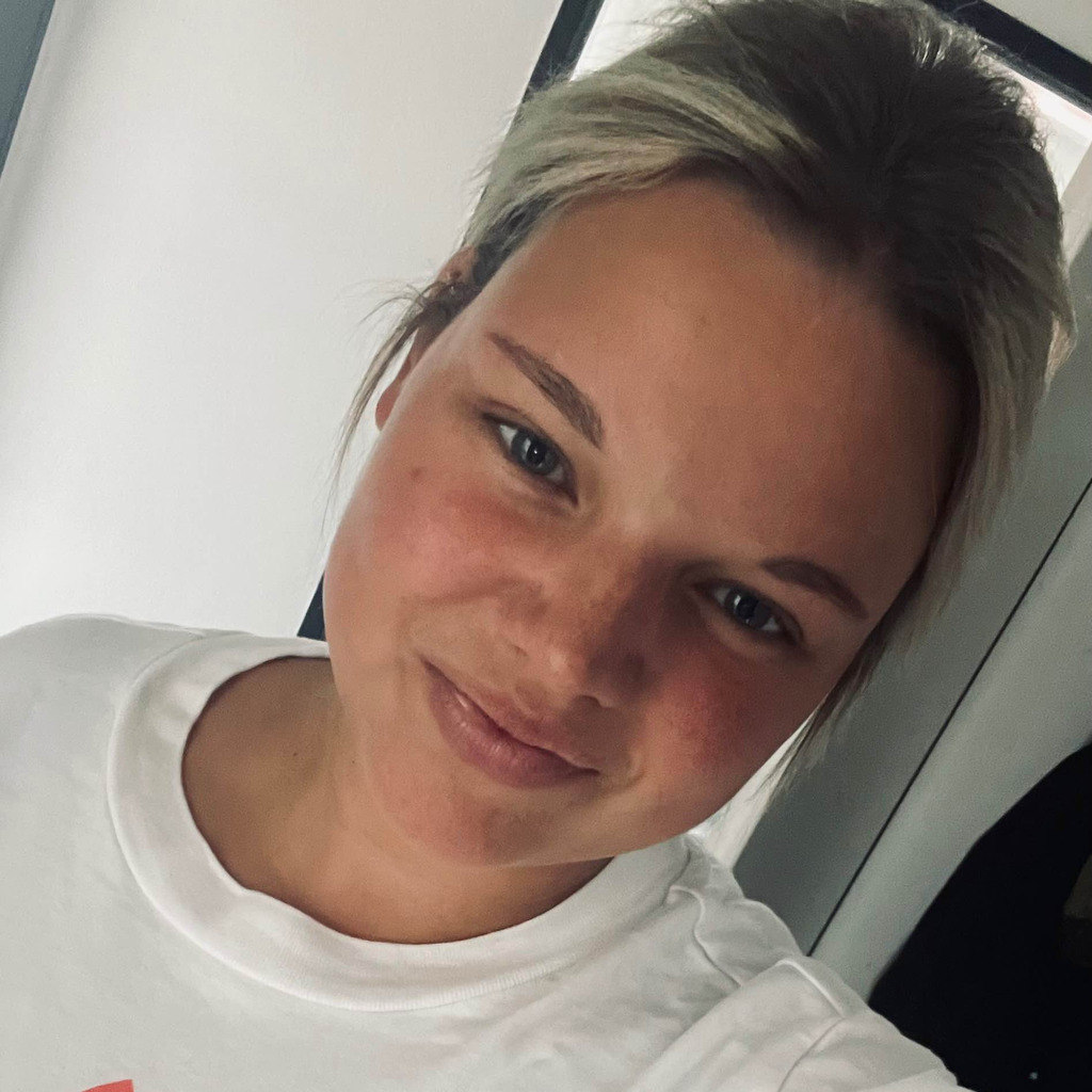 Eva Schoene - exam. Pflegefachkraft - Stiftung Mathias-Spital Rheine | XING