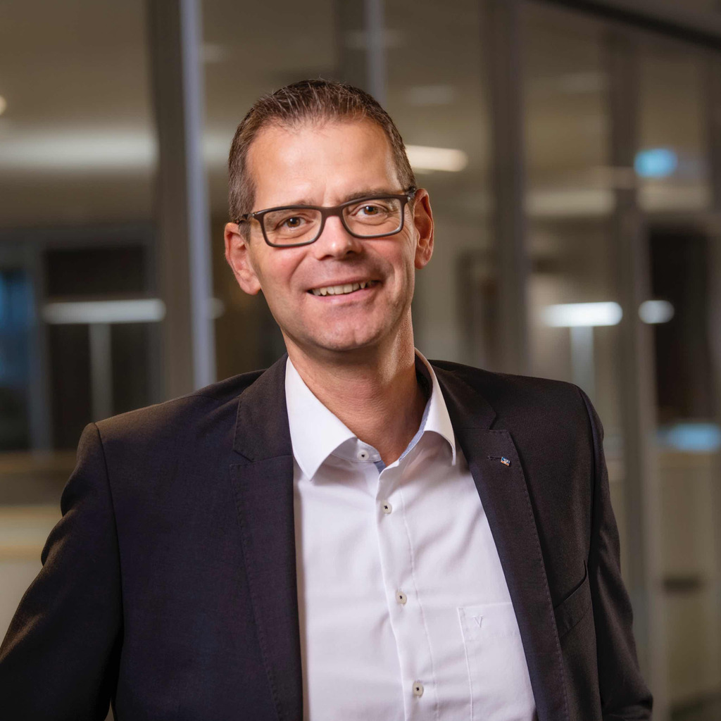 Sascha Hartmann - Prokurist, Leiter Vertriebsmanagement - Volksbank eG ...