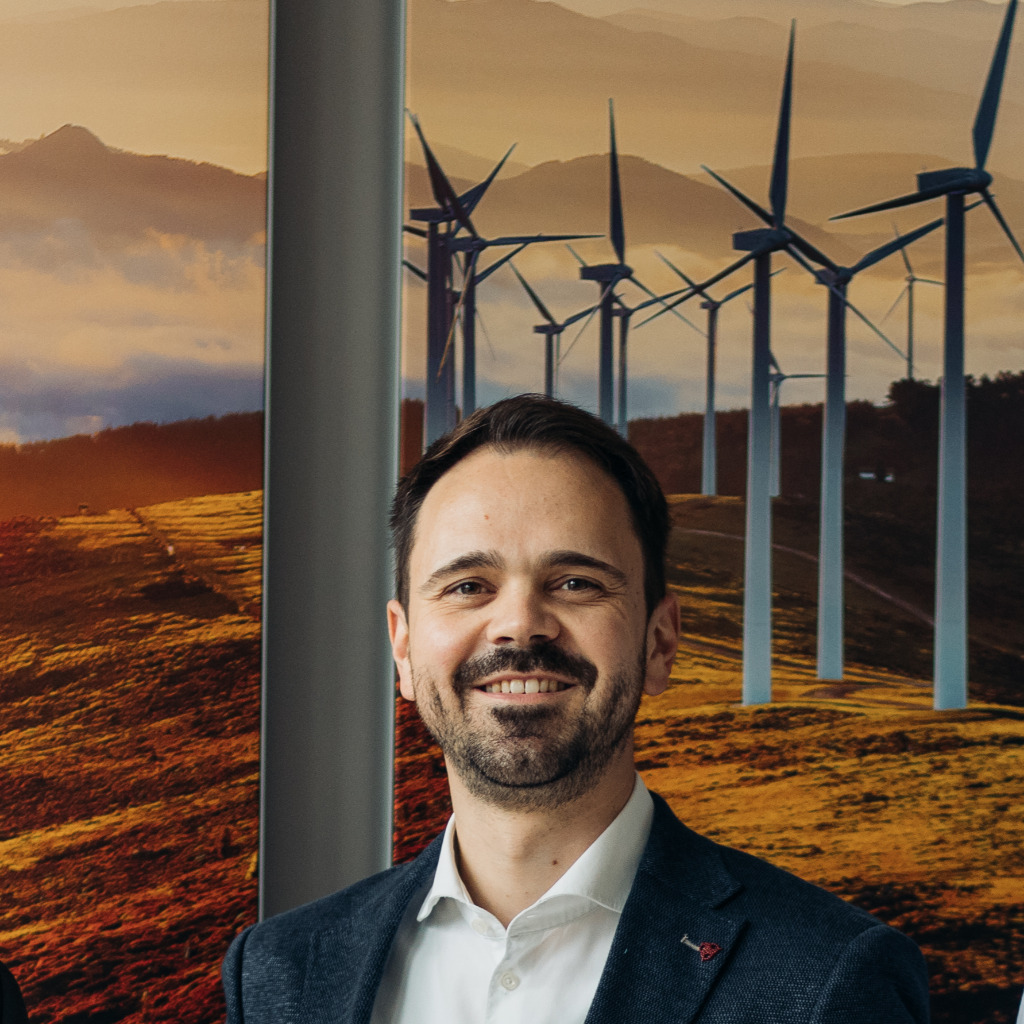 Christopher Sturm - Global Commodity Manager Optical Semiconductors ...