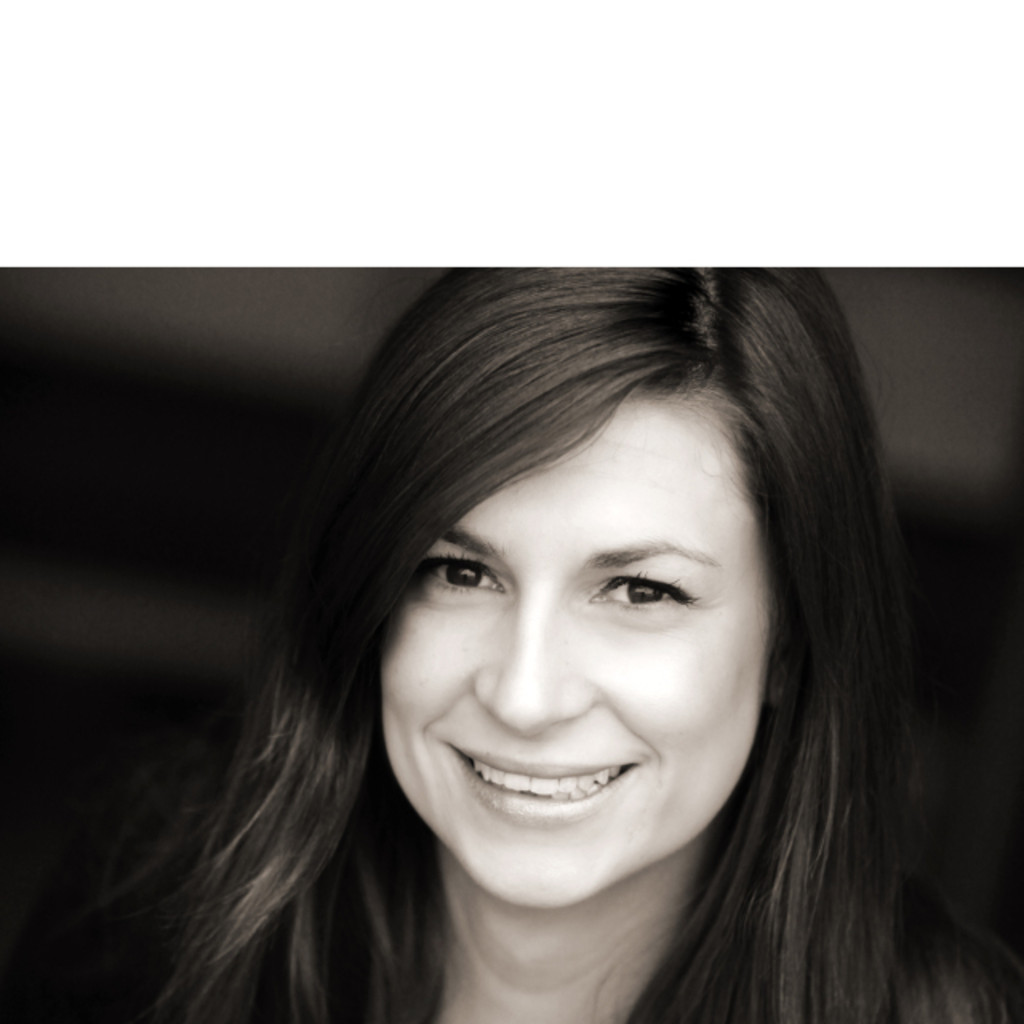 Hayley Bull - Sales & Business Development Manager - 3Vision | XING