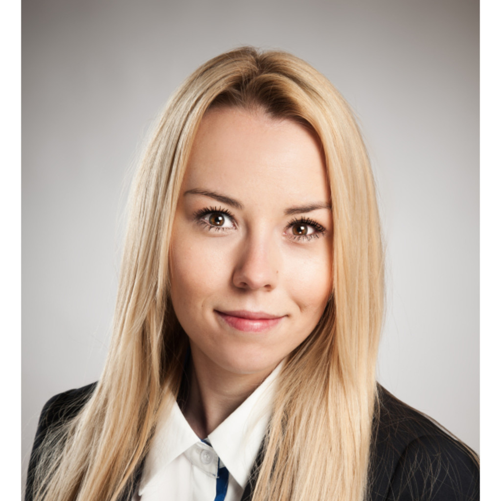 Kinn in der Personensuche von Das Telefonbuch