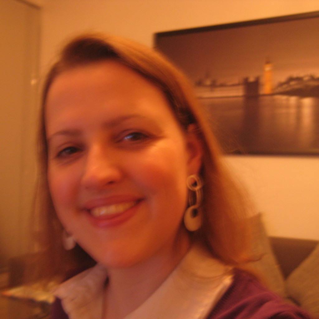 Melanie Metz - Controllerin - GEMA | XING